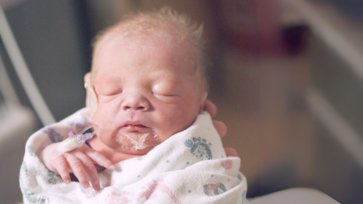 When the premature baby is allowed to go home | Wombly adaptive kidswear